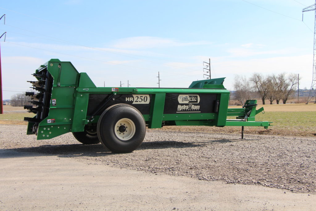 HR 250 Spreader - Pik Rite